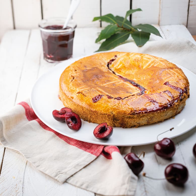 Cherry Basque cake - Bel Foodservice | Global